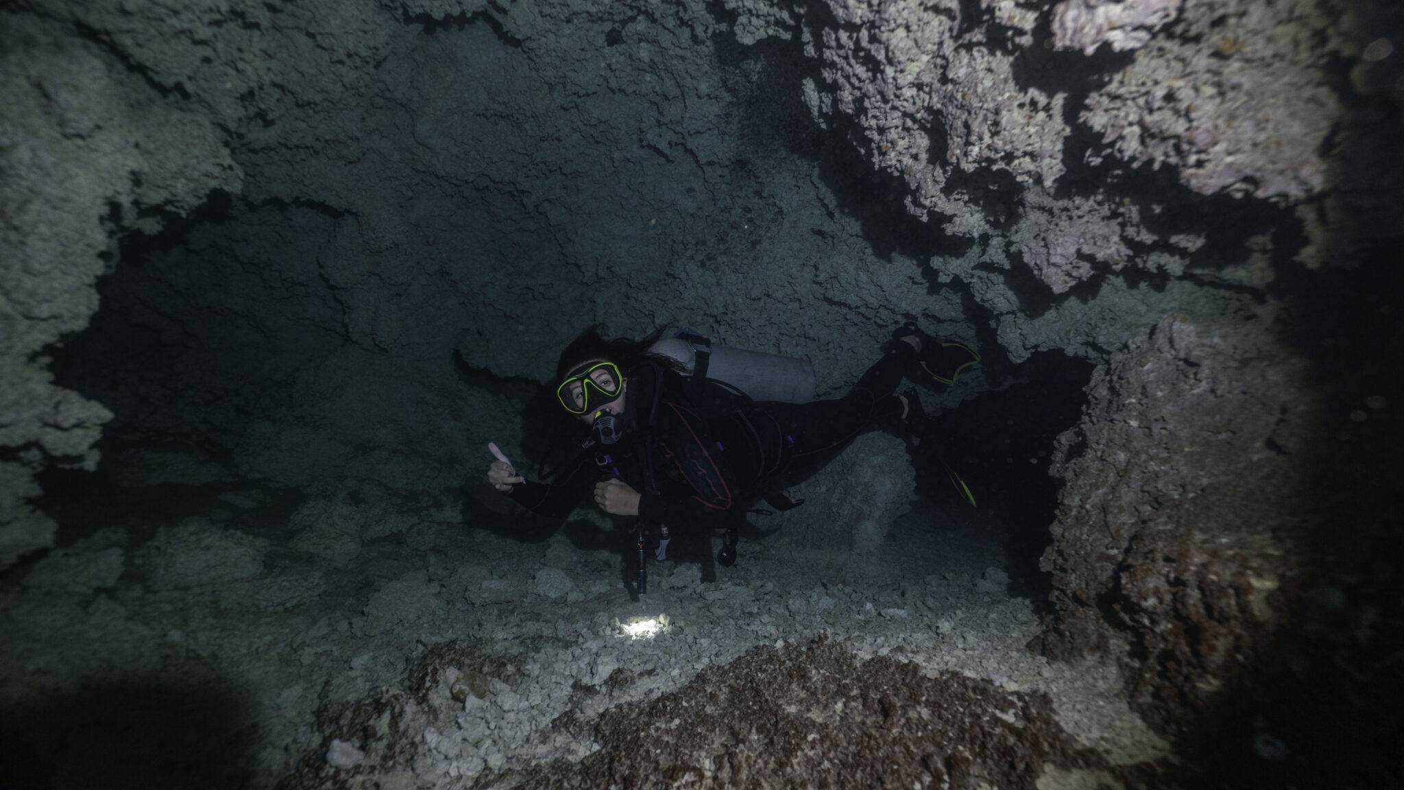 What is an Overhead Environment when diving? - DiverTown