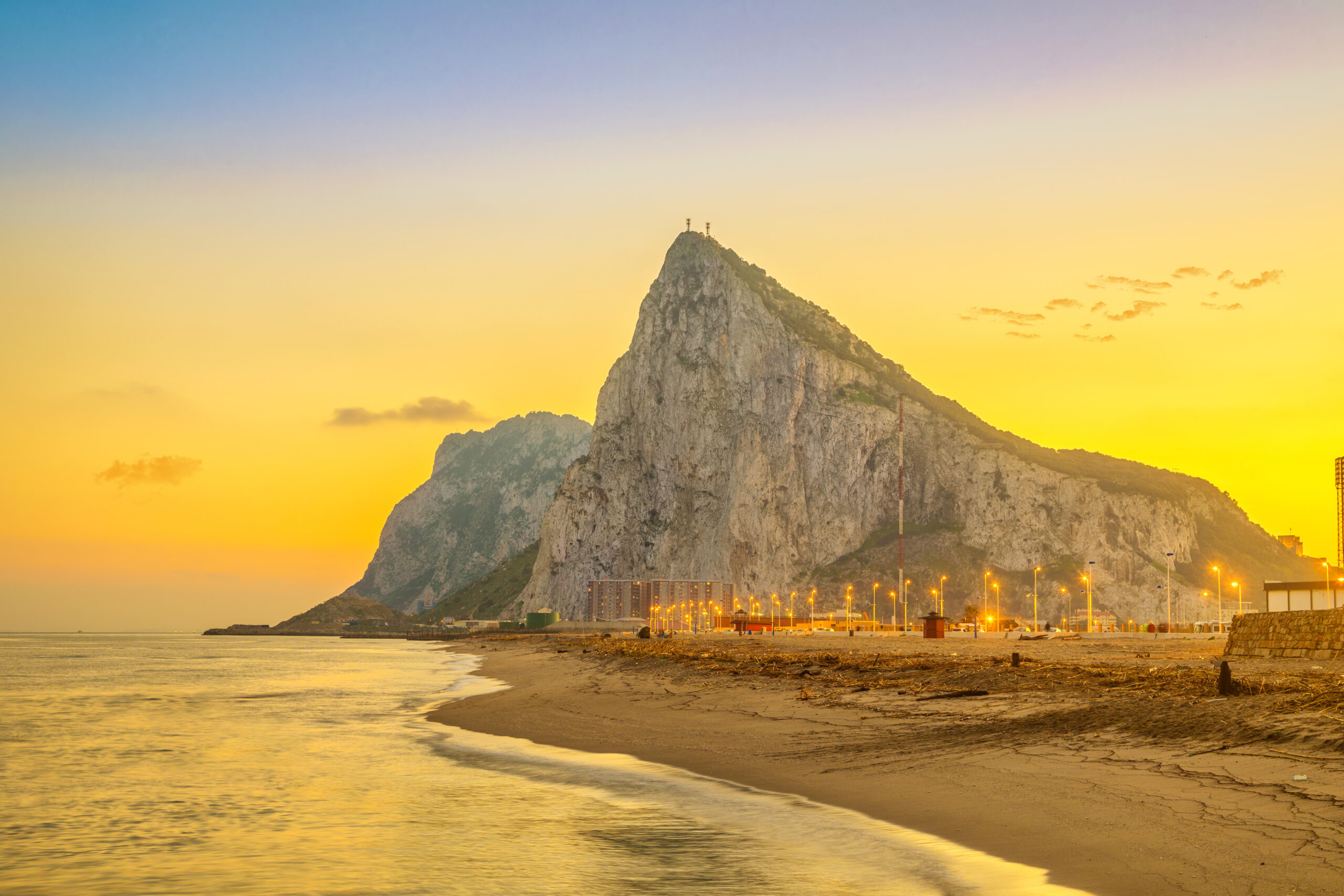 Scuba Divers’ Travel Guide to Gibraltar - DiverTown